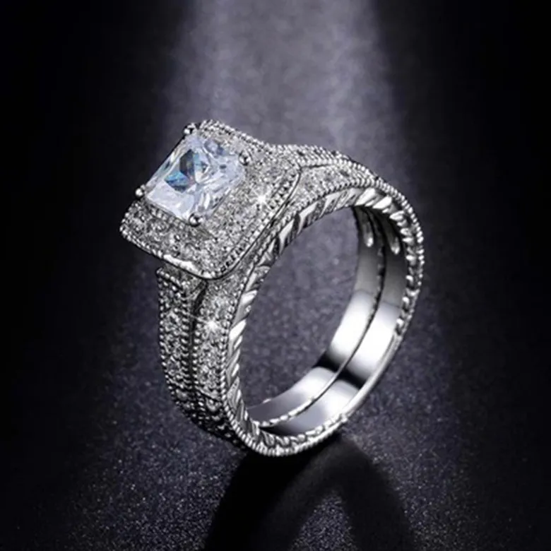 Wholesale Silver-Plated Diamond Fashion Couple Square Diamond Set Ring